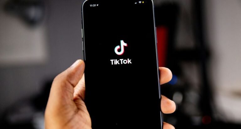 How to Use Gyatt on TikTok: The Viral Slang Term Explained | Neon Music